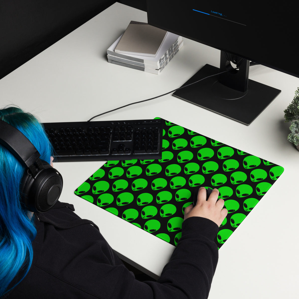 Green Alien Head Gaming Mouse Pad – BigTexFunkadelic